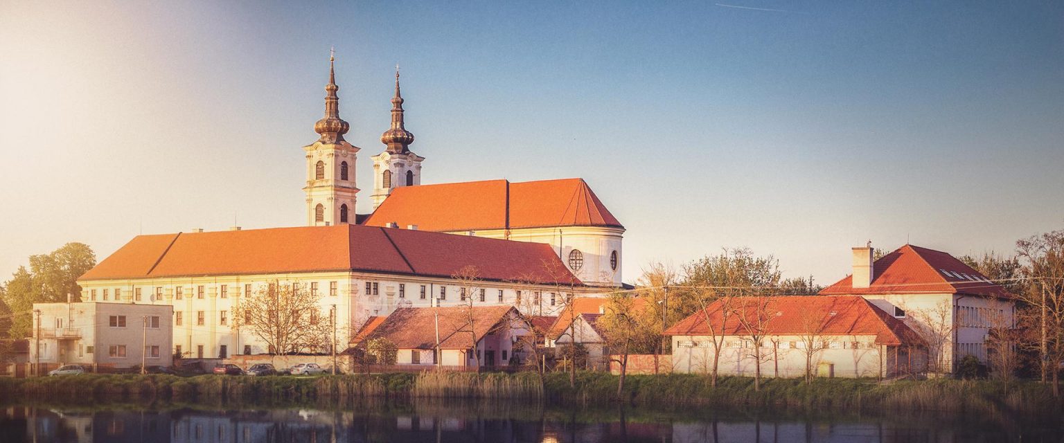 Mesto Šaštín-Stráže má k dispozícii 98 nájomných bytov, ďalšie zatiaľ ...