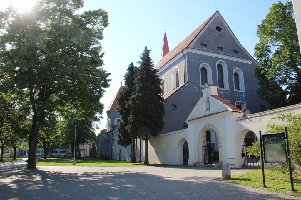 Mesto Malacky hľadá zhotoviteľov obnovy Mierového a Kláštorného námestia